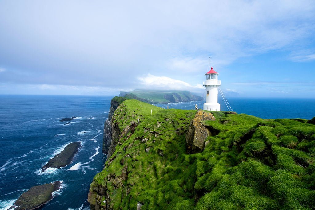 Mykines Lighthouse – Allie Richards Photography
